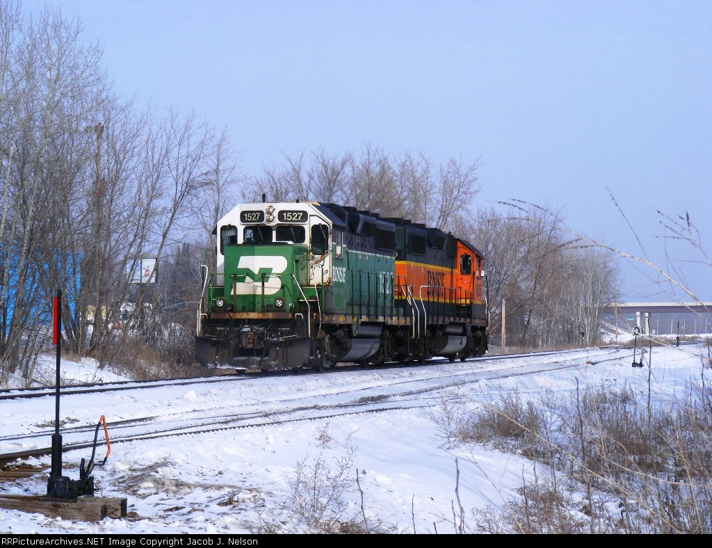 BNSF 1527